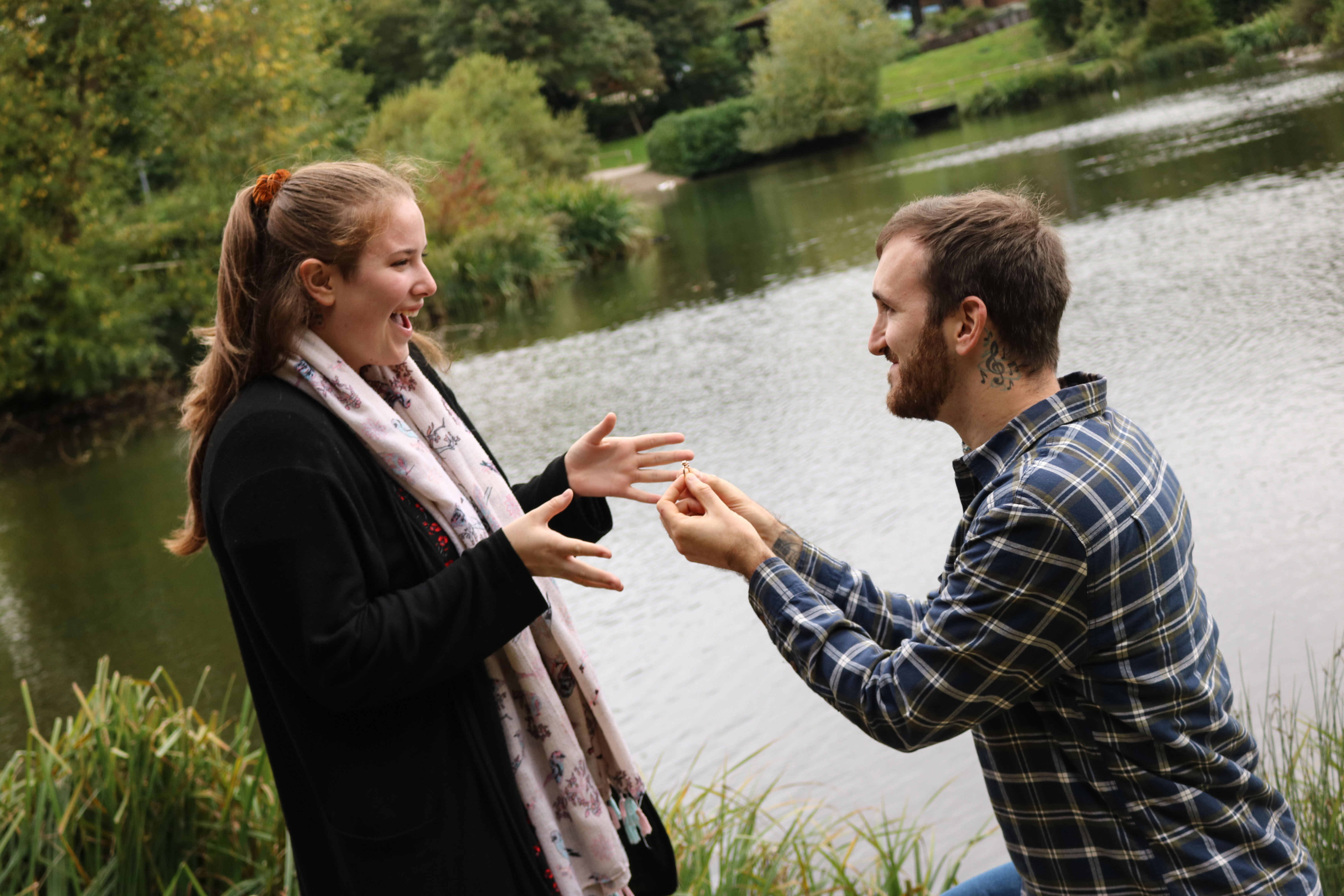 Engagement photos – Nicola Maund Photography